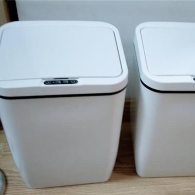 China 12 Litre Automatic Rubbish Bin , Household Garbage Can With Sensor Lid for sale