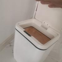 China Dust Proof Household Rubbish Bin Low Energy Consuming Non Slip Design for sale