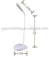 China Convenient Touch Control LED Reading Lamp with Flexible Gooseneck and USB Port for sale