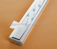 China LED Night Light with PIR Motion Sensor and Lithium Battery Input Voltage Rechargeable for sale