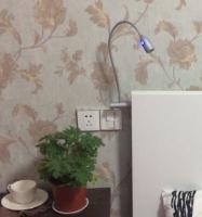 China 12v 1w Flexible Arm LED Bedside Reading Lights with Touch On Off Switch in Darkness for sale