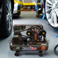 China 12 V Portable Piston Type Air Compressor High Pressure Automatic Shut Off for sale