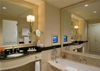 China Flat Shape Double Sided Mirror Glass 1.8mm to 19mm Thickness for Bathroom for sale