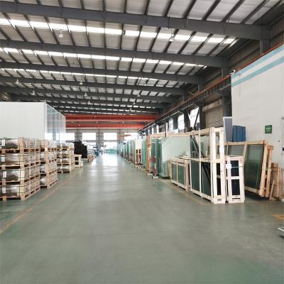 China Customized Solar Tempered Glass 2mm High Light Transmittance Energy Saving for Solar Panels for sale