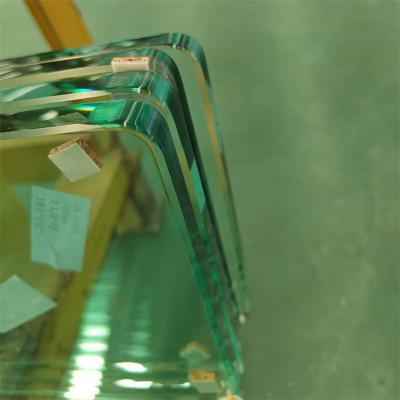 China High Strength Tempered Safety Glass 3-19mm Thickness Polished Smooth Round Corners for sale