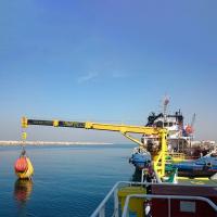 China Marine Hydraulic Telescopic Boom Slewing Deck Crane Offshore Crane Q235B for sale
