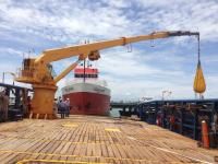 China Marine Hydraulic Telescopic Boom Slewing Deck Crane Offshore Crane Q235B for sale
