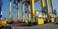 China Rubber Tire Double Girder Container Gantry Crane With Telescopic Spreader for sale