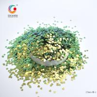 China Gold Green Heart Shaped Chameleon Glitter Powder - PET Material, High Temperature Resistant, 1KG MOQ, 15,000kg Monthly Supply for sale