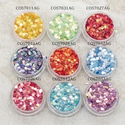 China PET Cosmetic Grade Plum Blossom Glitter Powder 2mm-3mm Special Shapes for Makeup Crafts ODM/OEM for sale