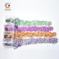 China PET Glitter Powder Dust Bulk 25-50 Microns Thickness in 1mm-5mm Shapes for Craft Textile Decoration for sale