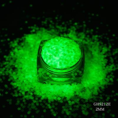 China GUANHONG GLITTER Luminous Heart Glitter Powder 2mm-3mm Shapes for Party Decoration and Cosmetic Use for sale