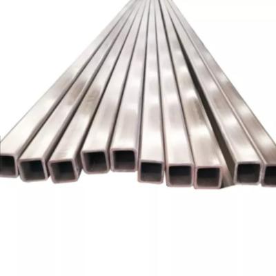 China Customizable Thickness Hot Rolled Seamless Steel Pipe for Construction for sale