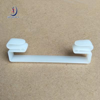 China Lightweight Egg Conveyor Belt Clip For Poultry Egg Collection System Spare Parts for sale