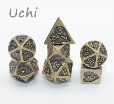 China Handmade Table Top Gaming Dice Set 7 Piece Sturdy Neat Sharp Edges for sale