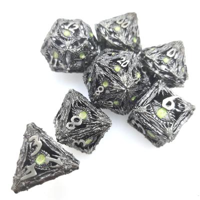 China Polished Odorless Mini Resin Polyhedral Sturdy Nontoxic  Metal Anti Wear Hand Carved for sale