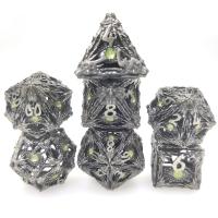 China Polished Odorless Mini Resin Polyhedral Sturdy Nontoxic  Metal Anti Wear Hand Carved for sale