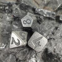 China Metal Anti wear Hand Carved For Dungeon And Dragon Metal Gaming Dice Manual for sale