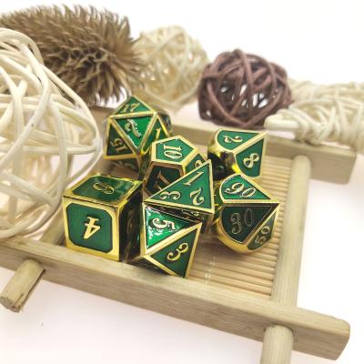 China Portable Pink Metal Dice Set Gilt Green Practical Metal Polishing Tabletop Odorless for sale