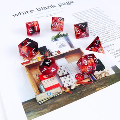 China Red foil gold natural resin multi -faceted desktop game Dice Border Gate for sale