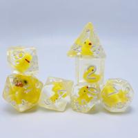 China Duckling Natural resin multi -noodle table game dice set dnd dice for sale