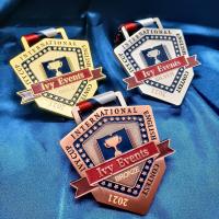China Marathon Metal Medal For Occasions And Events Metal Lapel Pin Fading Resistant for sale
