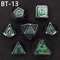 China Custom metal and plastic dice D20 game D & D polyhedron DND dice set RPG dice for sale