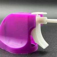 China Customizable Trigger Spray Gun for Aerosol Packaging Universal Compatibility with Standard Aerosol Valves for sale