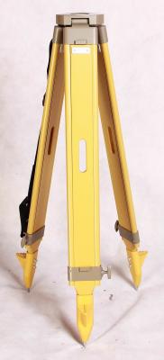 China Heavy Duty Wooden Tripod JM-2 Flat Head Screw Head for sale