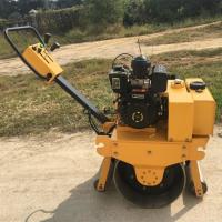 China Heavy Duty Construction Machinery Road Roller Small Size Operating Mass 770kg for sale