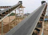 China Conveying Hoisting Machine Rubber Mobile Inclined Belt Conveyor for sale