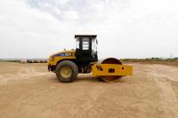 China High Reliability SEM510 Soil Compactor Machine 97.5kw New Condition for sale