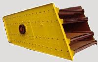 China ZSM Series Mining Vibrating Screen Ore Dressing Equipment 60-100t/H for sale