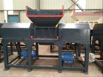 China Plastics Industry Waste Shredder Metallurgy Machine Heavy Duty for sale