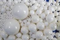 China High Alumina Refractory Ceramic Ball High Strength For Metal And Glass for sale