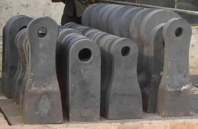 China Customized High Quality High Manganese Steel Alloy Crusher Hammer Head For Mines for sale