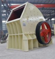 China Smooth operation low dust low power consumption and high efficiency fine crusher for sale