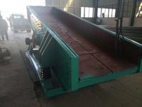 China Linear Vibrating Screen Dual Motor Ore Dressing Equipment for sale