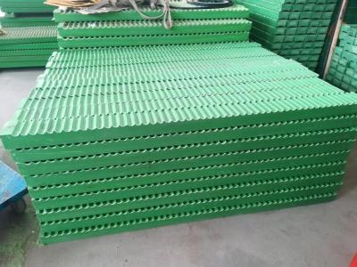 China Anti Suncrack Humidity Resistance Hoist Plastic Lining Plate for sale
