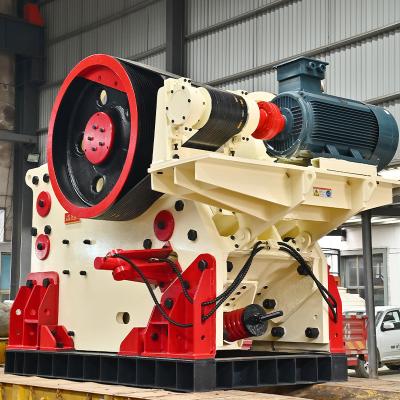 China Stone And Rock Jaw Stone Crusher Machine 140-465tph for sale