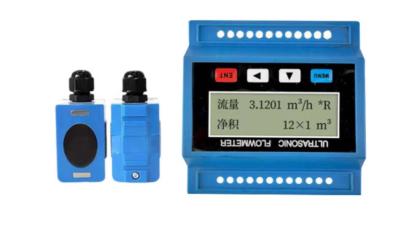 China Industrial Handheld Ultrasonic Flow Meter DN32 with Clamp-On Design for Non-Invasive Flow Measurement for sale