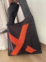 China Handheld Foldable Shopping Bag - 40x35x15cm Unfolded Size with 10kg Weight Capacity for sale