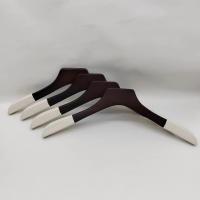 China Premium Leather & Wooden Hangers 17-inch Width with 15 lb Capacity for Luxury Garment Care for sale