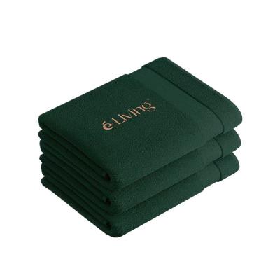 China RPET Recycled Microfiber Bath Towel - Eco-Friendly 100% Recycled Material with Superior Absorbency and Custom Colors for sale