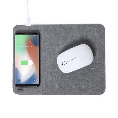 China RPET Eco-Friendly Wireless Foldable Mouse Pad with 10W Fast Charging for Desk Organization for sale