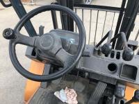 China JAPAN TOYOTA 3 ton 7F FD30 Forklift Triple Mast for Versatile Material Handling for sale