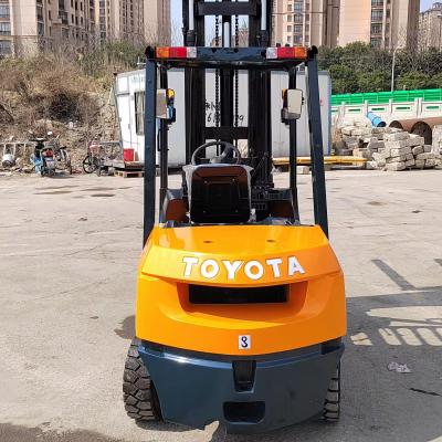 China Used Japan Toyota 8FD30 Forklift 3 TON Diesel Forklift 2.6*1.2*2.8 Overall Dimensions for sale