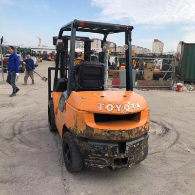 China Affordable and Solution Used Toyota FD30 Forklift for Material Handling for sale