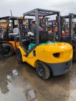 China Japan Komatsu FD25T-14 2.5T Diesel Forklift with 1.2M Fork Length and 1.6M Fork Width for sale