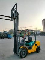 China 2012 KOMATSU FD30T-14 3 ton Used Diesel Forklift with Engine and Excellent Condition for sale